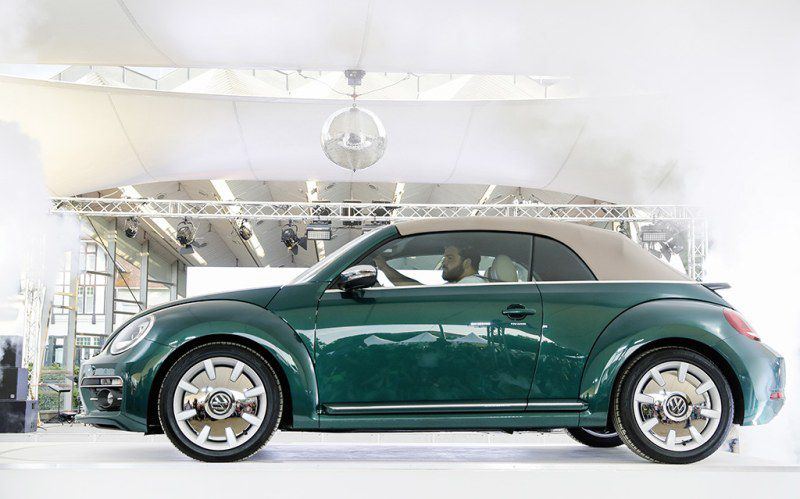 Volkswagen Beetle Convertible (A5, facelift 2016) 1.2 TSI (105 Hp) BMT DSG